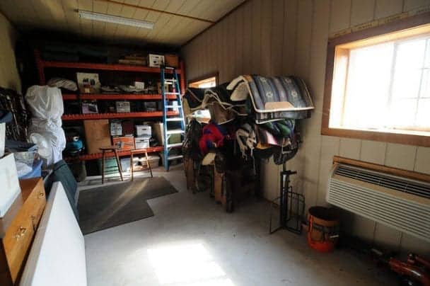 7 Ways To Instantly Make Your Barn Look Cleaner