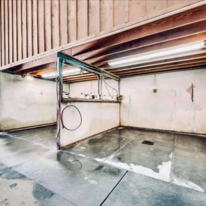 11 Horse Barn Lighting Ideas (Energy Efficient)