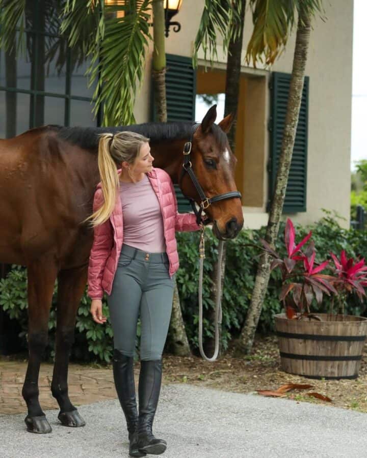 17 Gorgeous Equestrian Outfit Ideas for Women