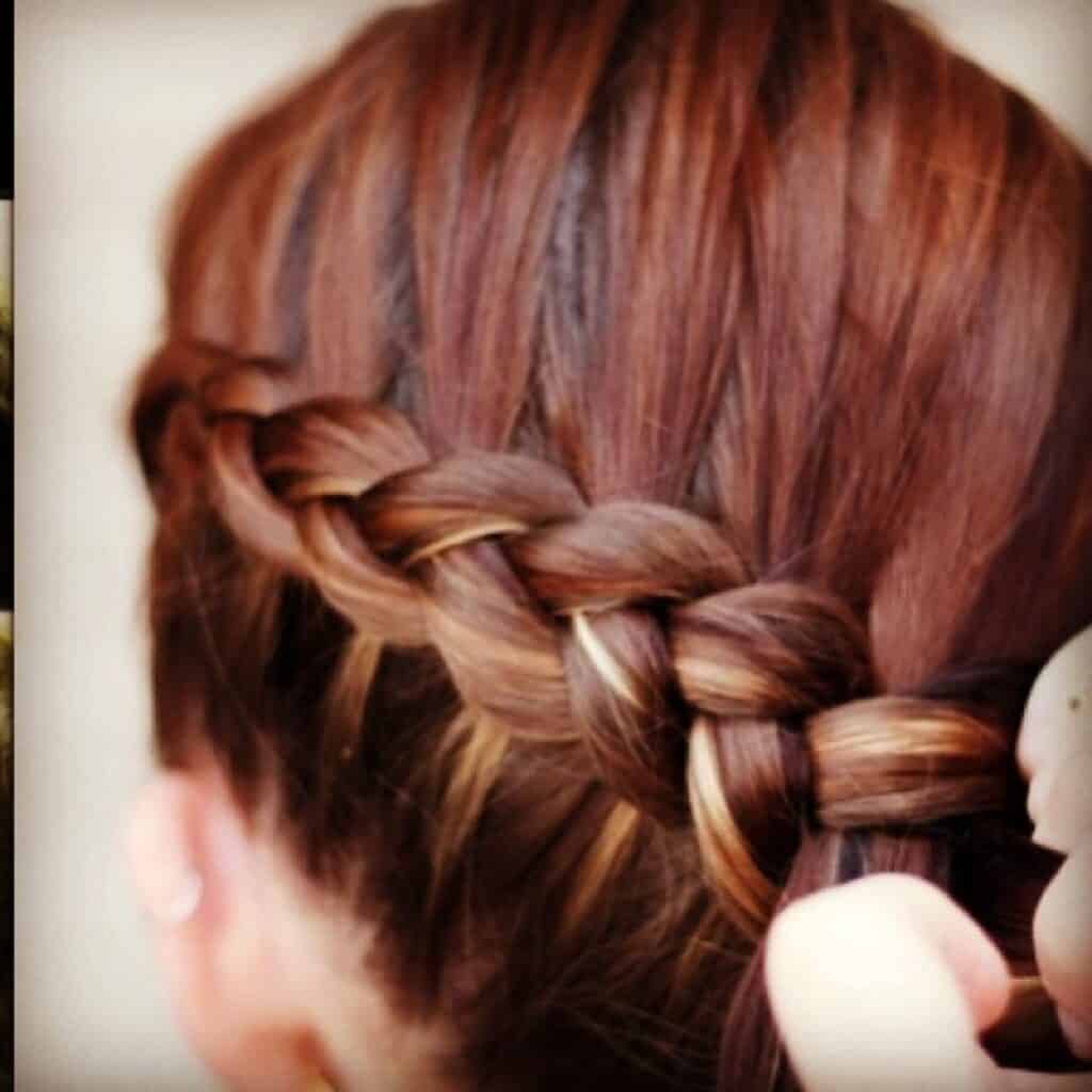15 Women's Hairstyle Ideas to Wear for Horseback Riding